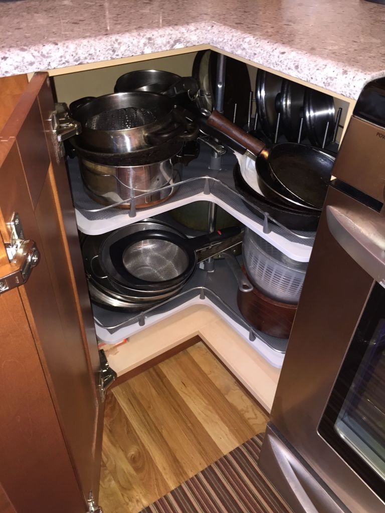 10 Ways to Organize Baking Pans • Organization Junkie 10 Ways to Organize Baking Pans • Organization Junkie